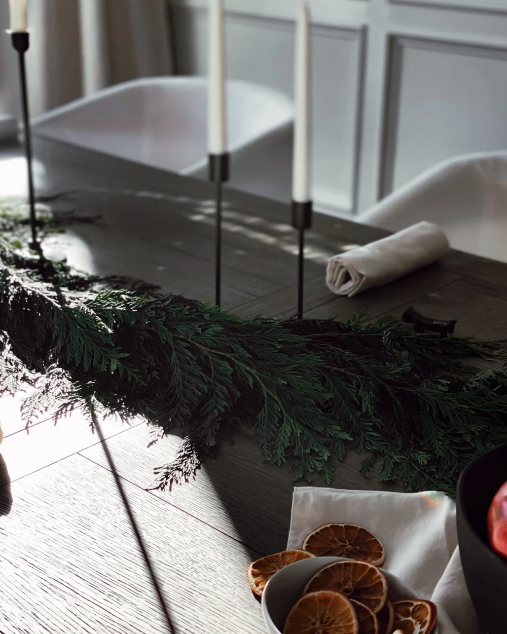 A Minimalist, Scandinavian-Inspired Christmas Table — Paces West