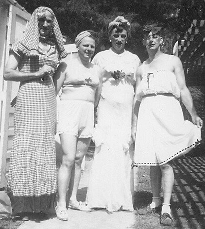 WOMENLESS WEDDINGS — The Umbrella Project