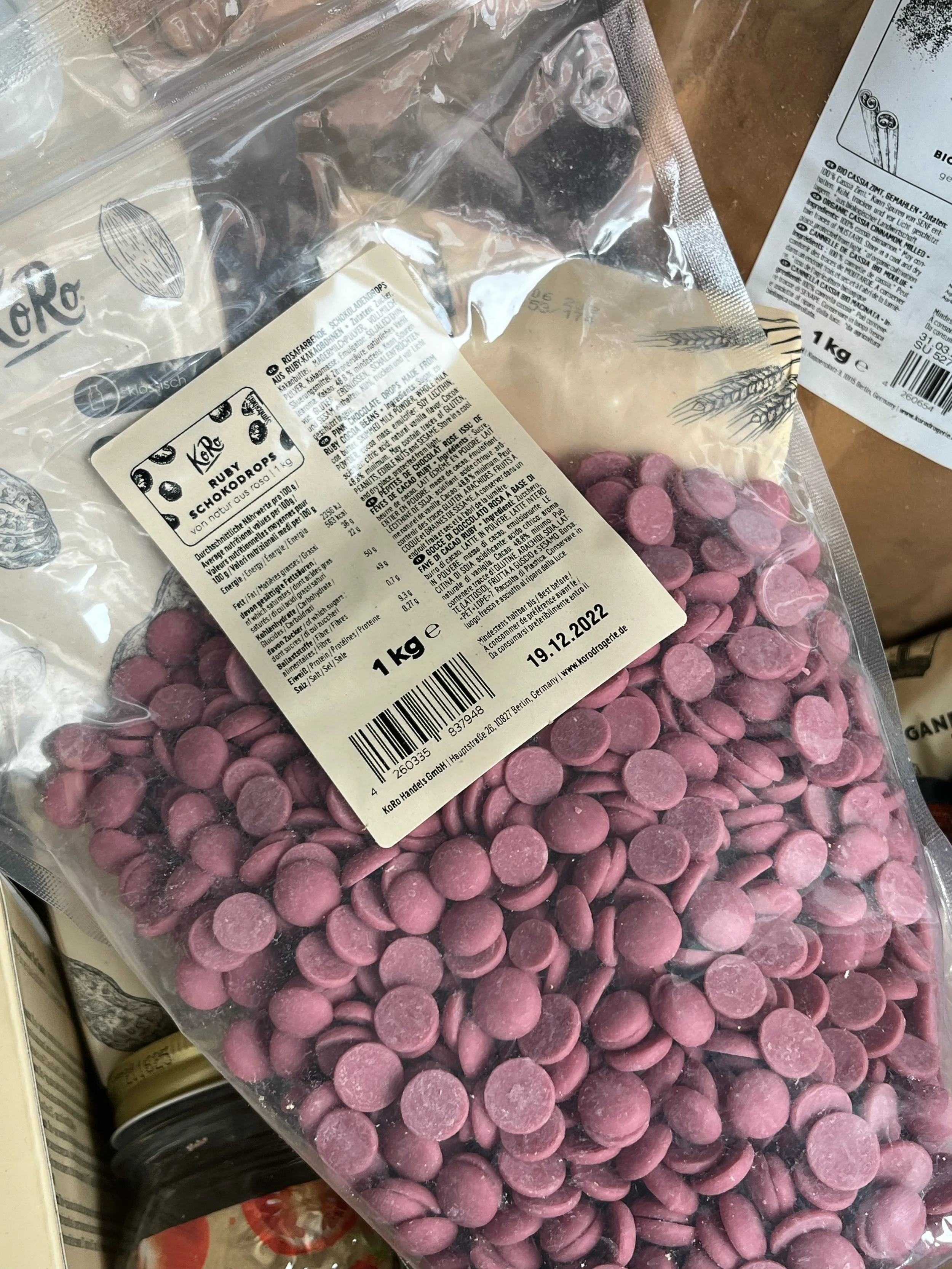 salted caramel & ruby chocolate chip brownies