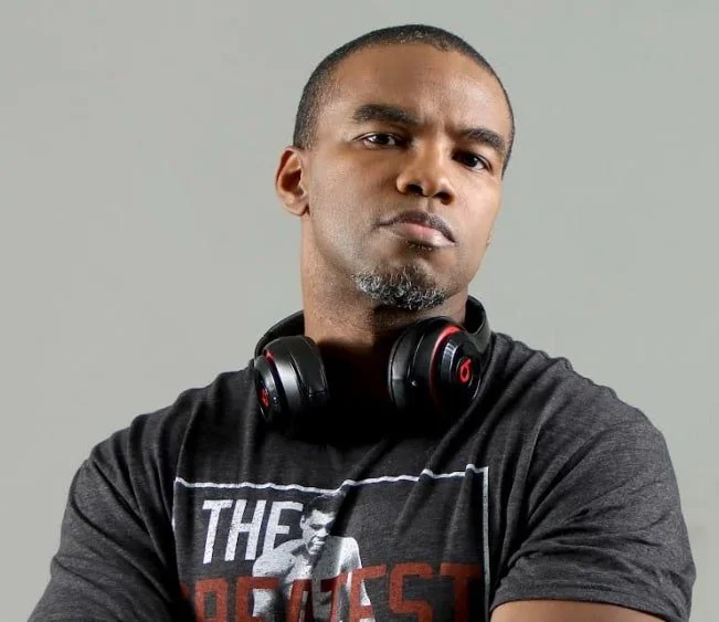Jelani Lateef Shares His Visuals for “Can’t Stop Now” and “Show You ...