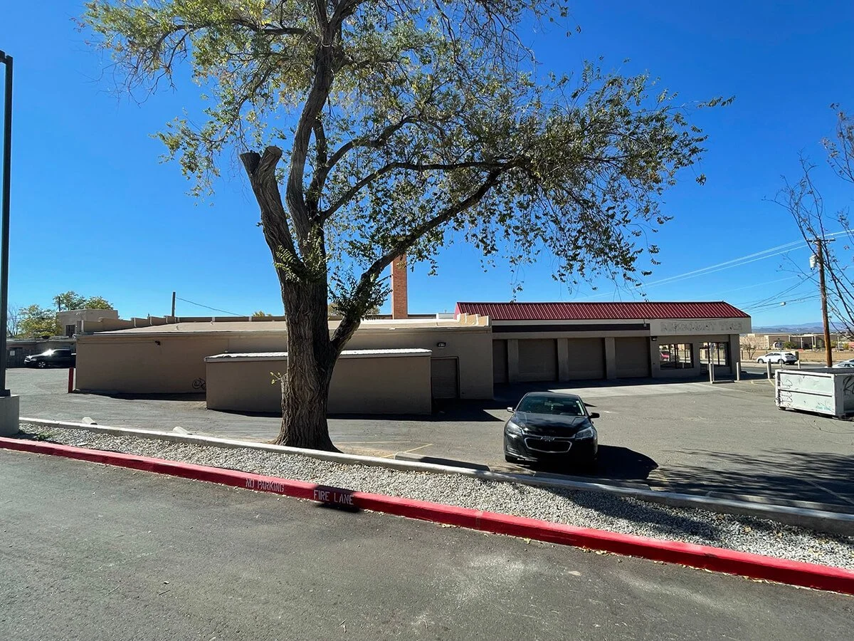 Iconik Red Cafe — Krupnick Studio Architecture