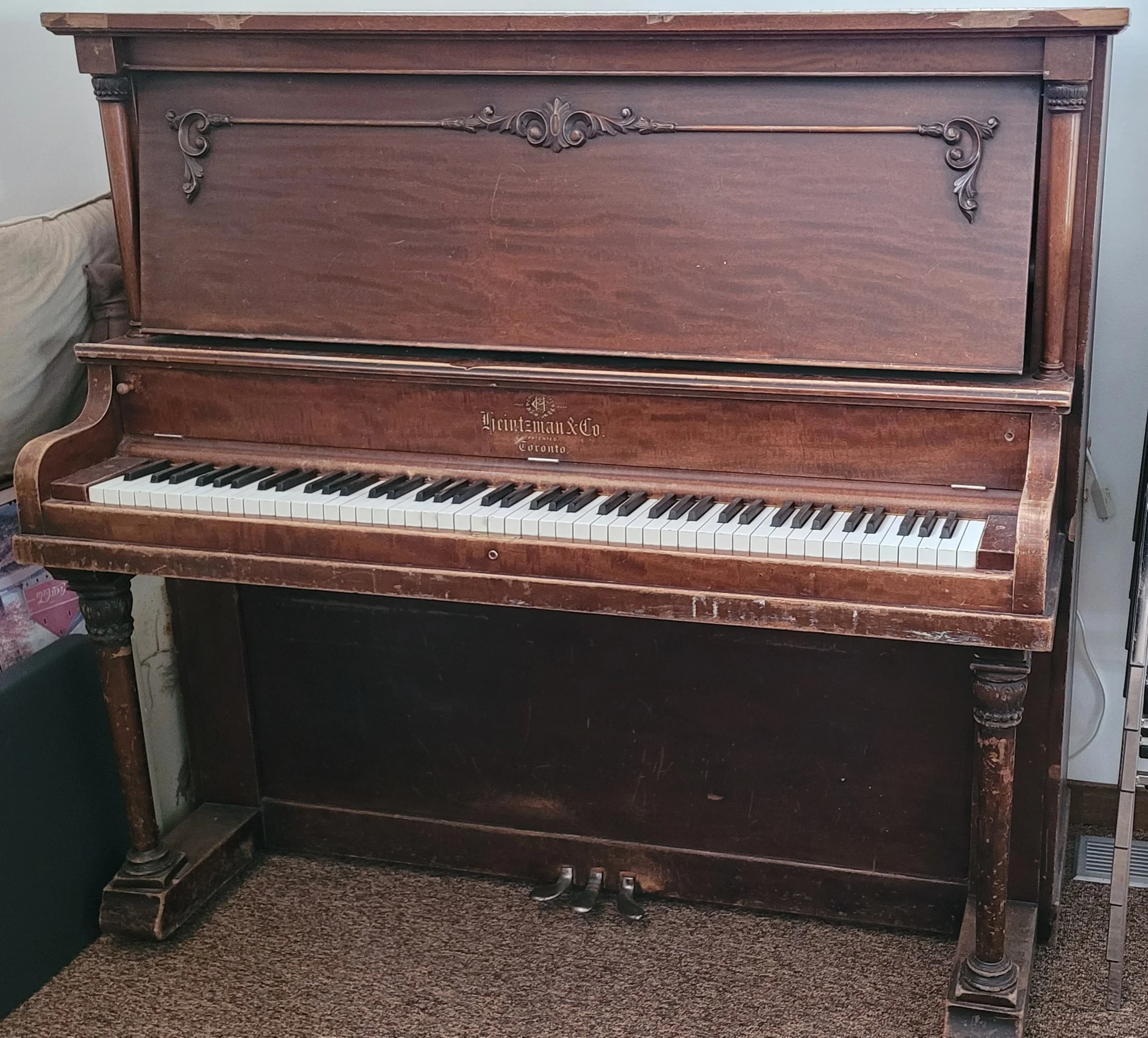 Acoustic vs. Digital Pianos: What Parents Need to Know — Pristine Pianos