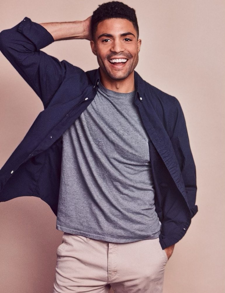 Bio — Giovanni Deval