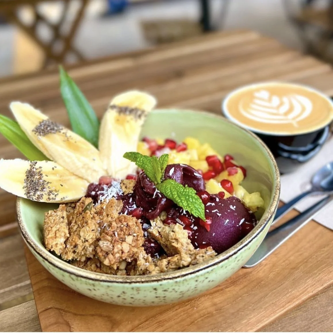 JESTER COFFEE & JUICES