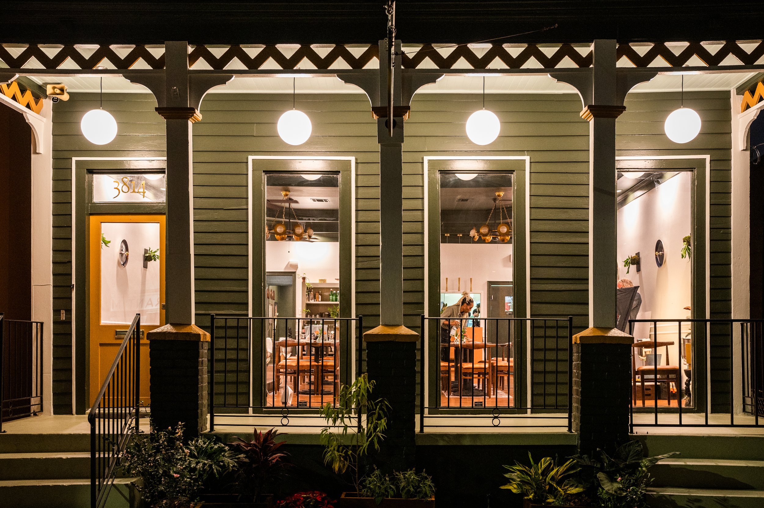 Dakar Nola - African Restaurant