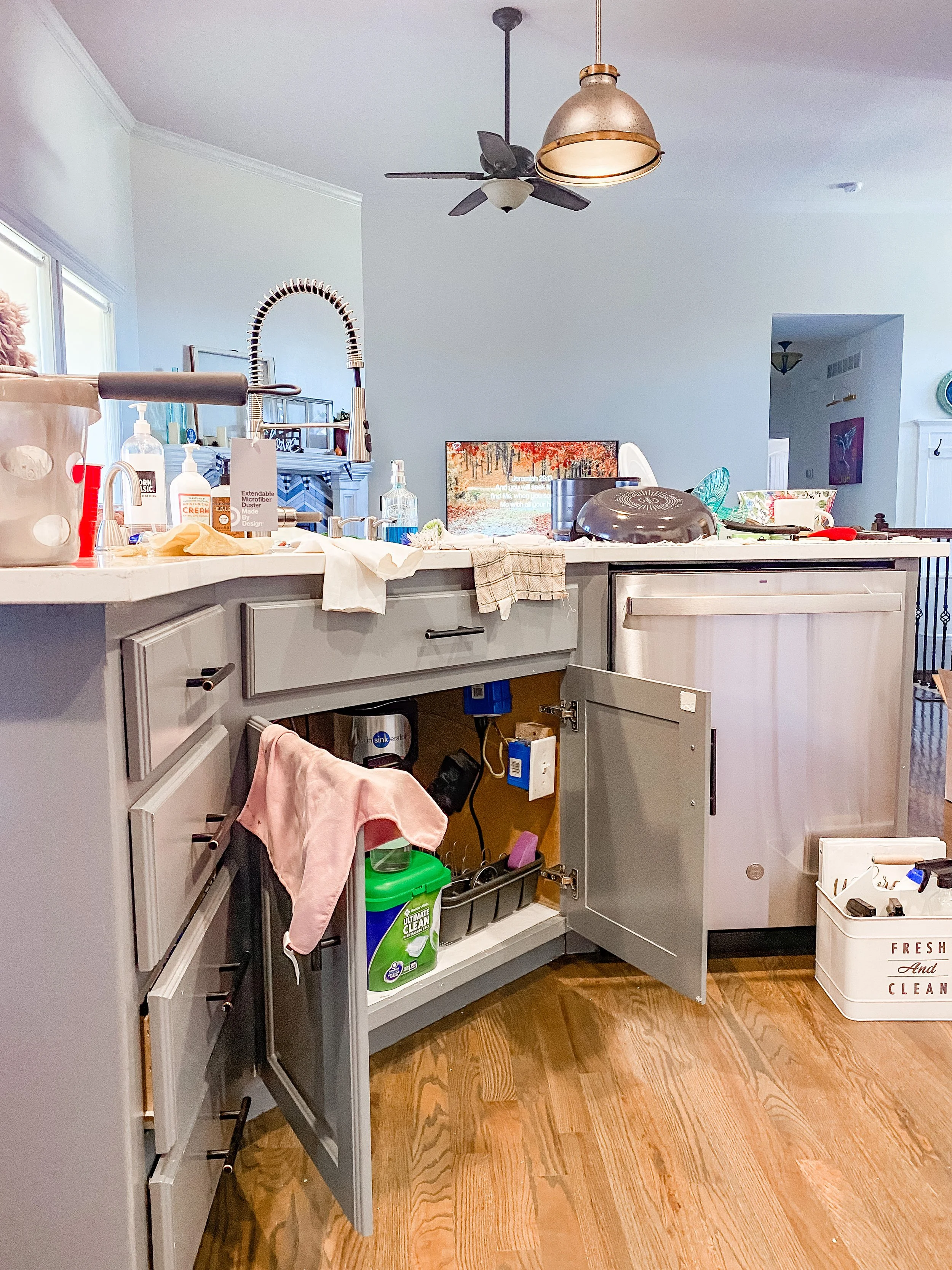 Mini Deep Cleaning Checklist [Peaceful Spaces] — Chelsea Umberger