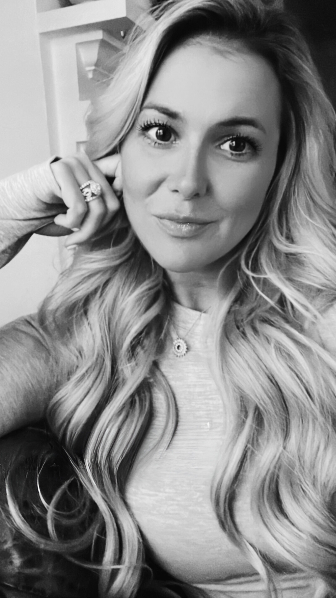 About — Brenna Lauren