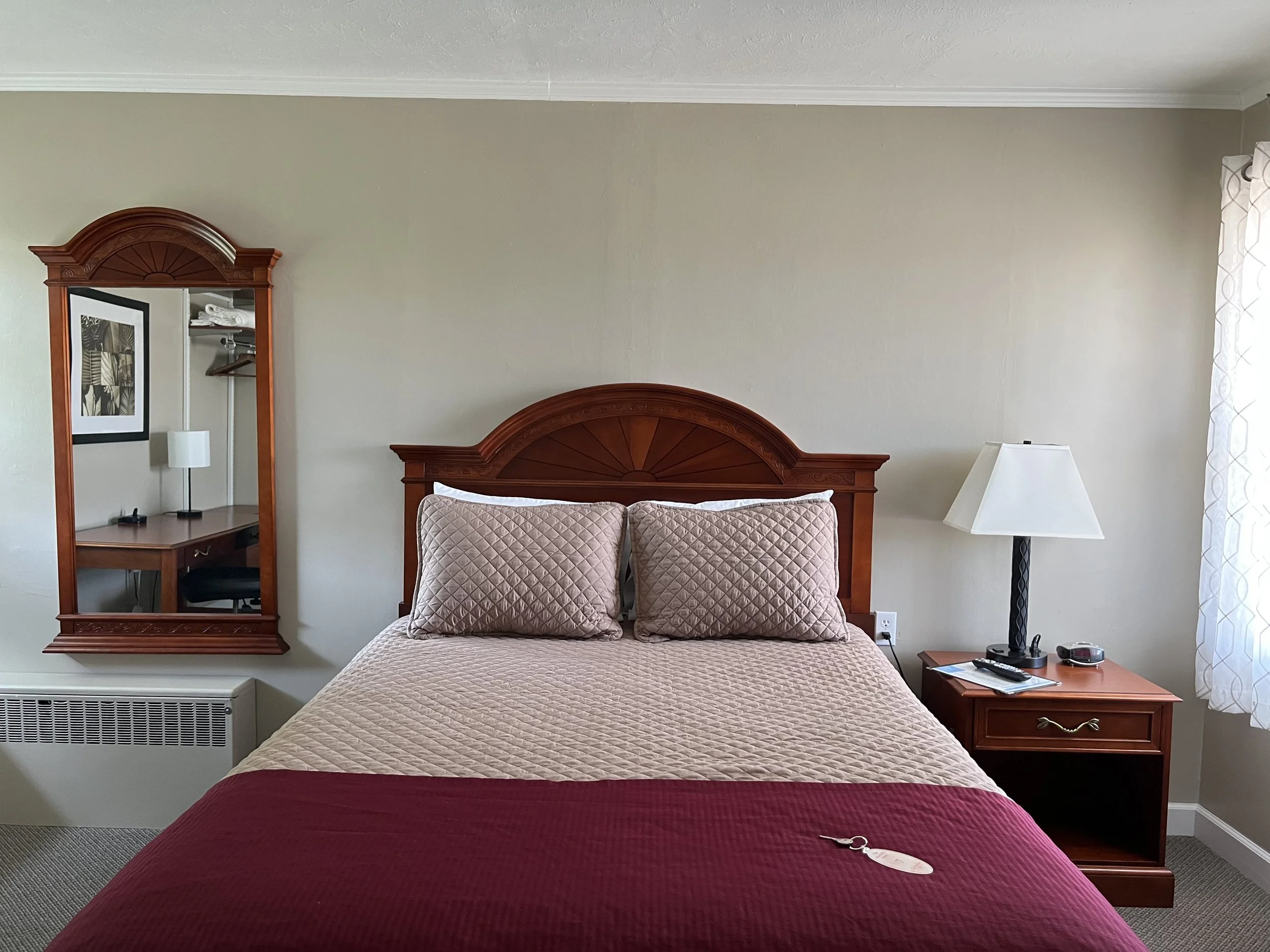 Room 7 — The Monticello Motel