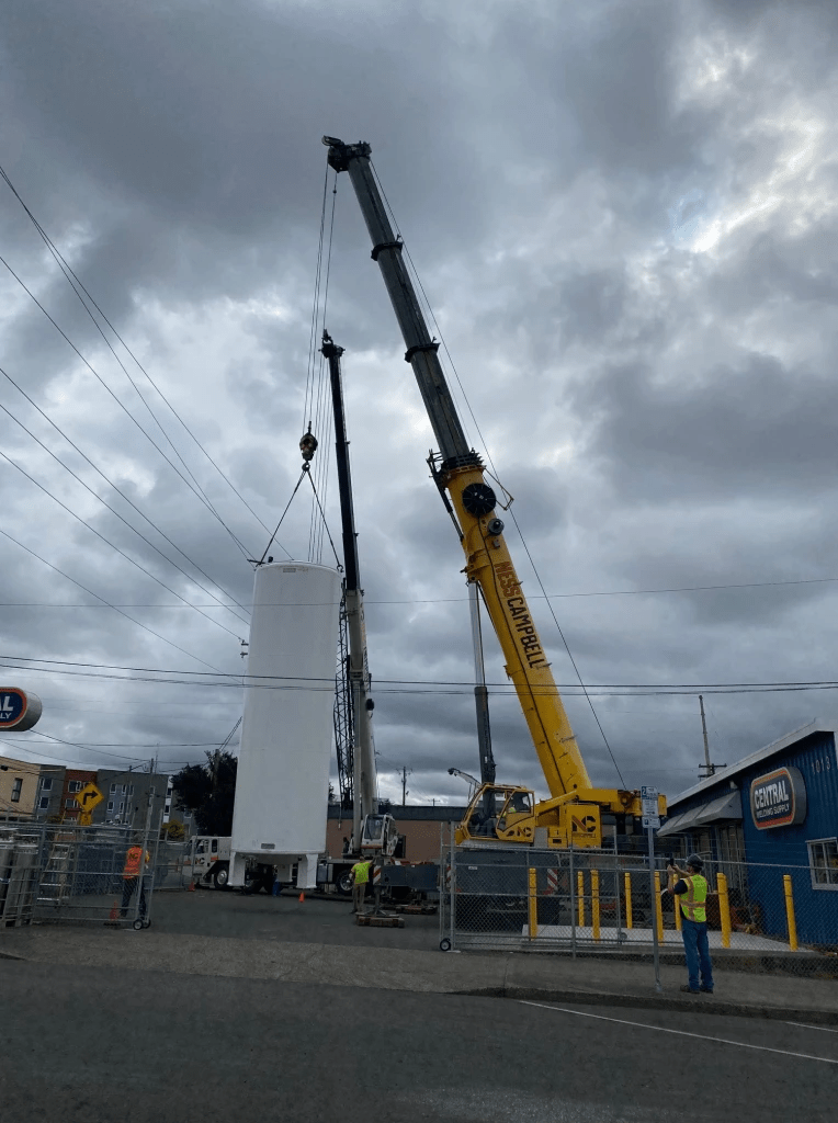 Vancouver WA: 50-ton Vertical CO2 Receiver Installation — Central ...