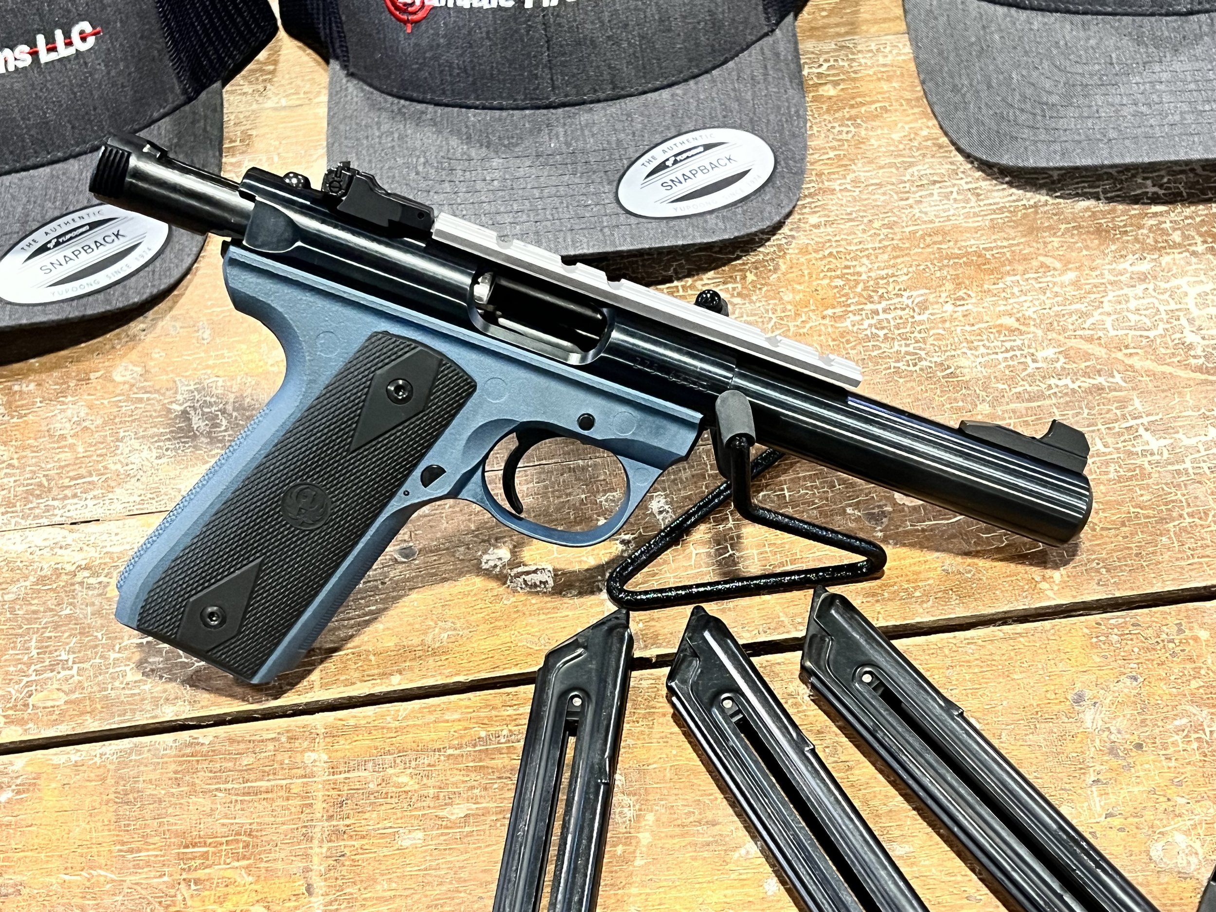 TALO EXCLUSIVE RUGER RUSR22P-PG SR22 PISTOL 22LR BL/PURPLE AS 3606 22 ...