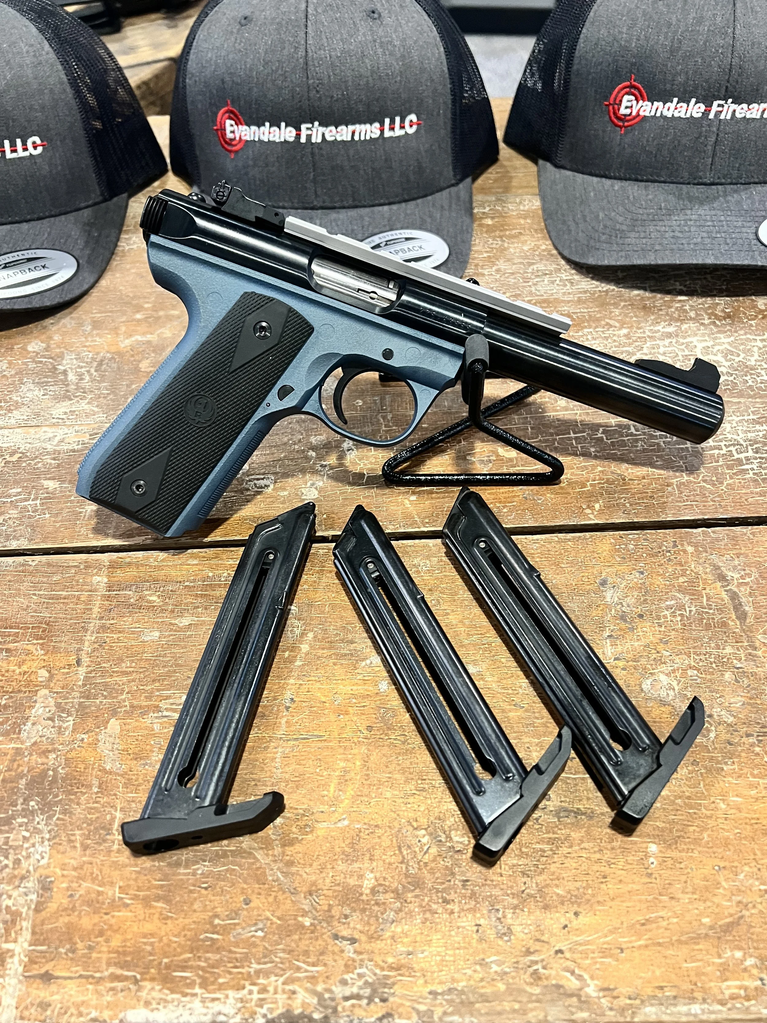 TALO EXCLUSIVE RUGER RUSR22P-PG SR22 PISTOL 22LR BL/PURPLE AS 3606 22 ...