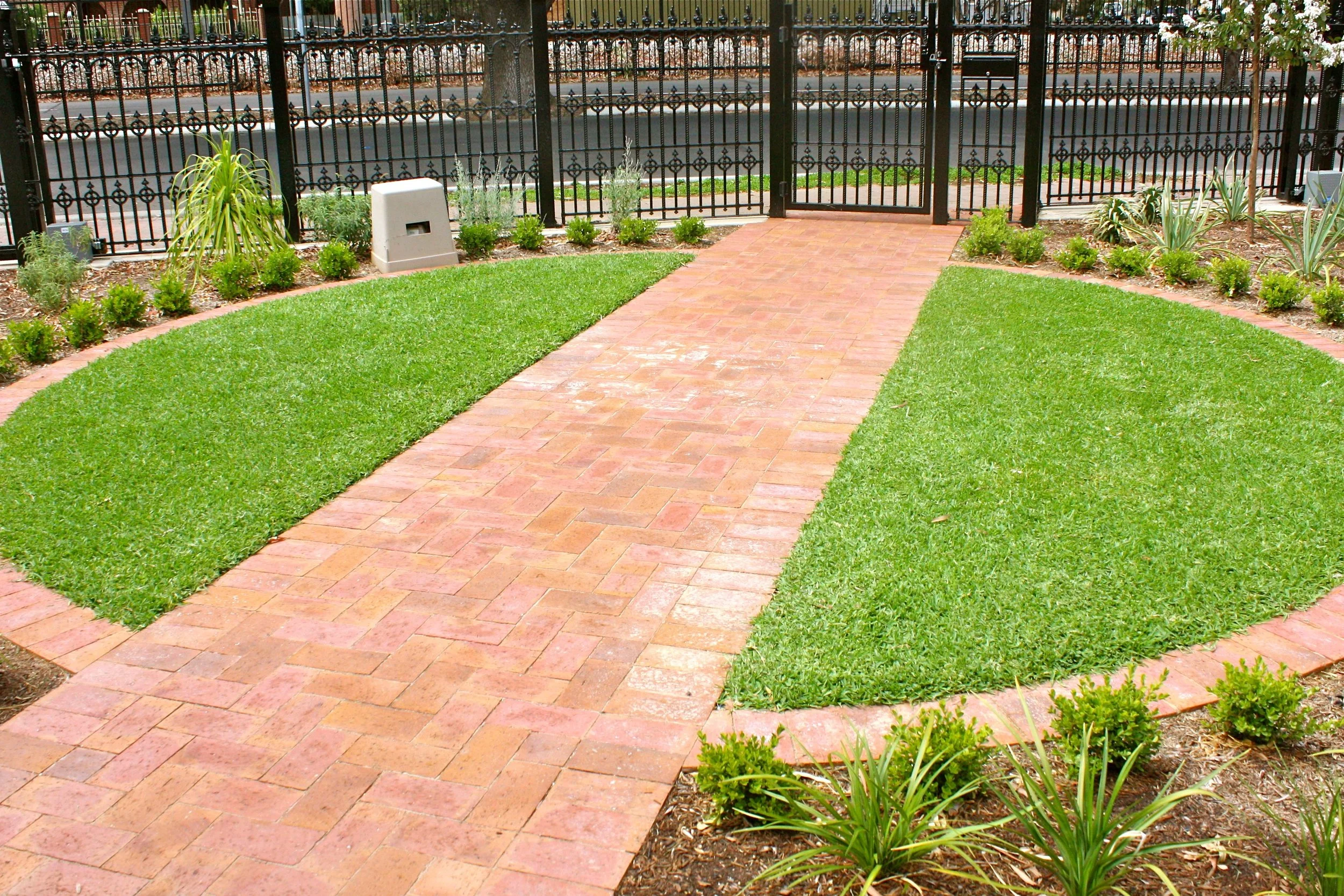 About — Hartshorne Landscaping