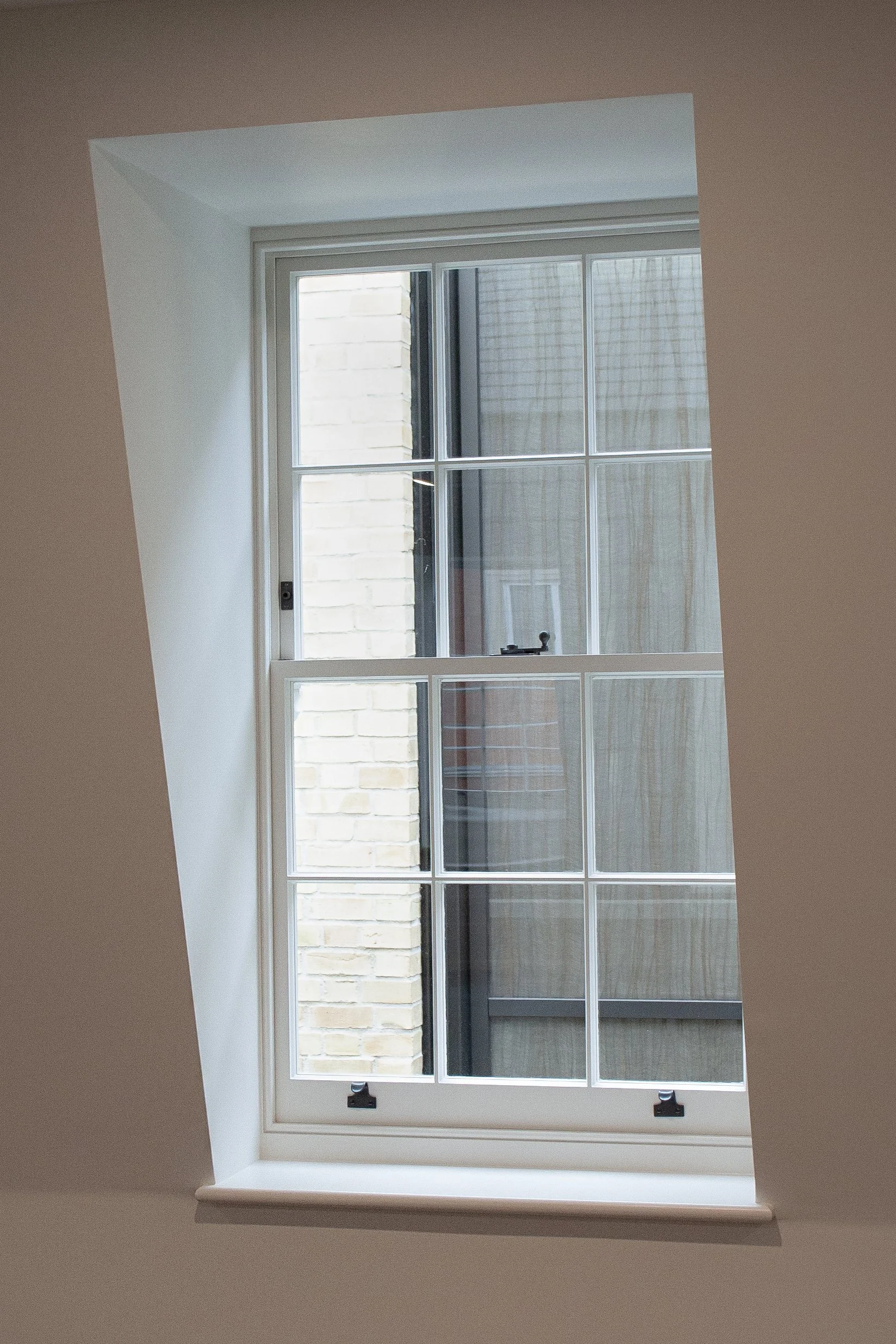 Grosvenor Street — Blou Dynamic