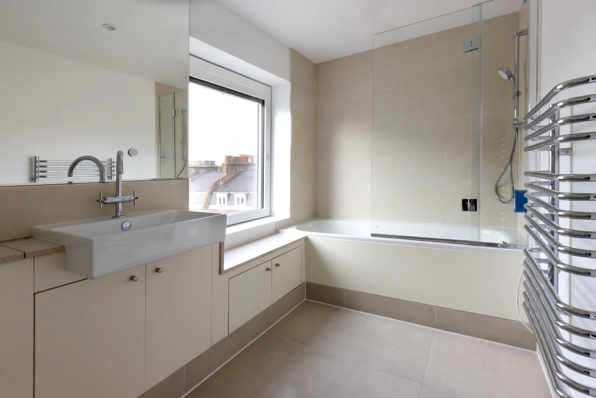 Elizabeth Street — Blou Dynamic