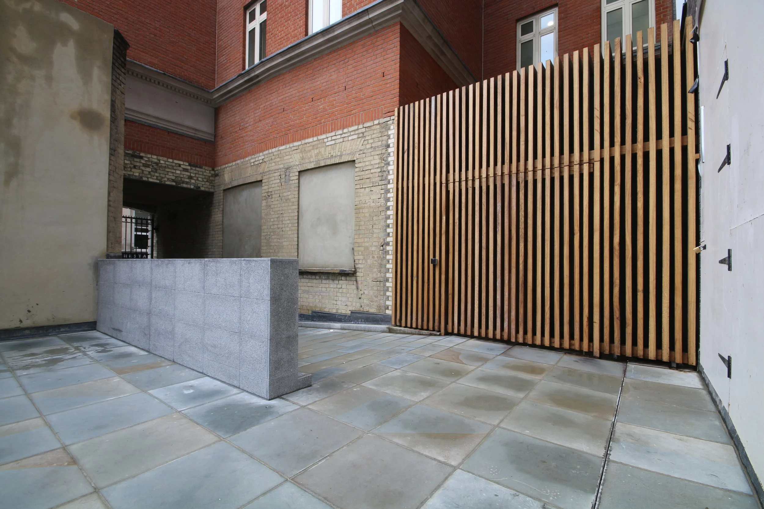 Idol Lane — Blou Dynamic