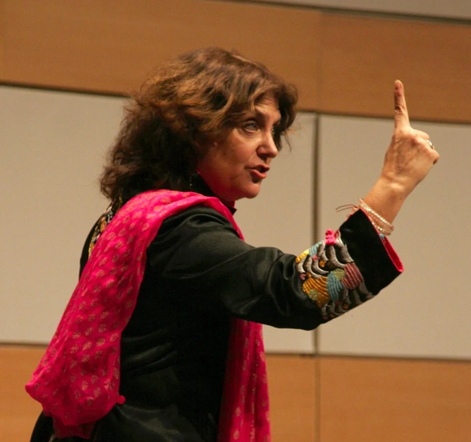 About — Laura Simms