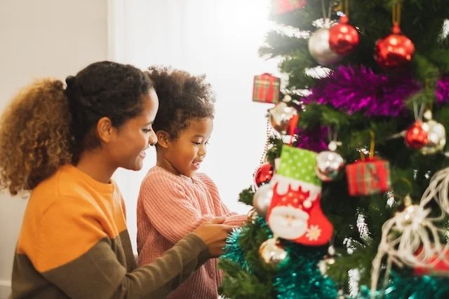10 Ways to Show Thanks to Caregivers This Holiday Season — Sentido Health