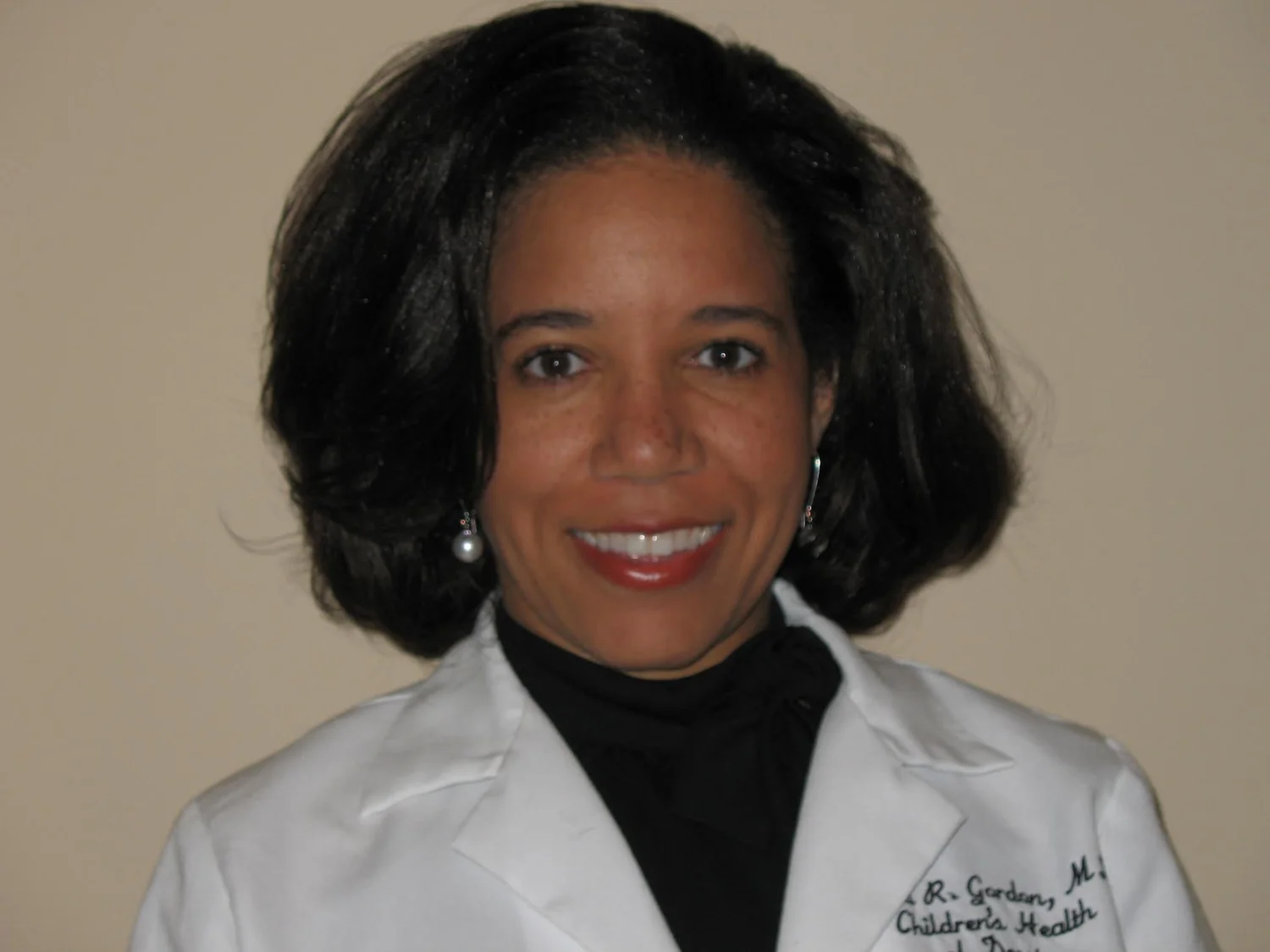 About Dr. Linda Gordon | Childverse, Inc.