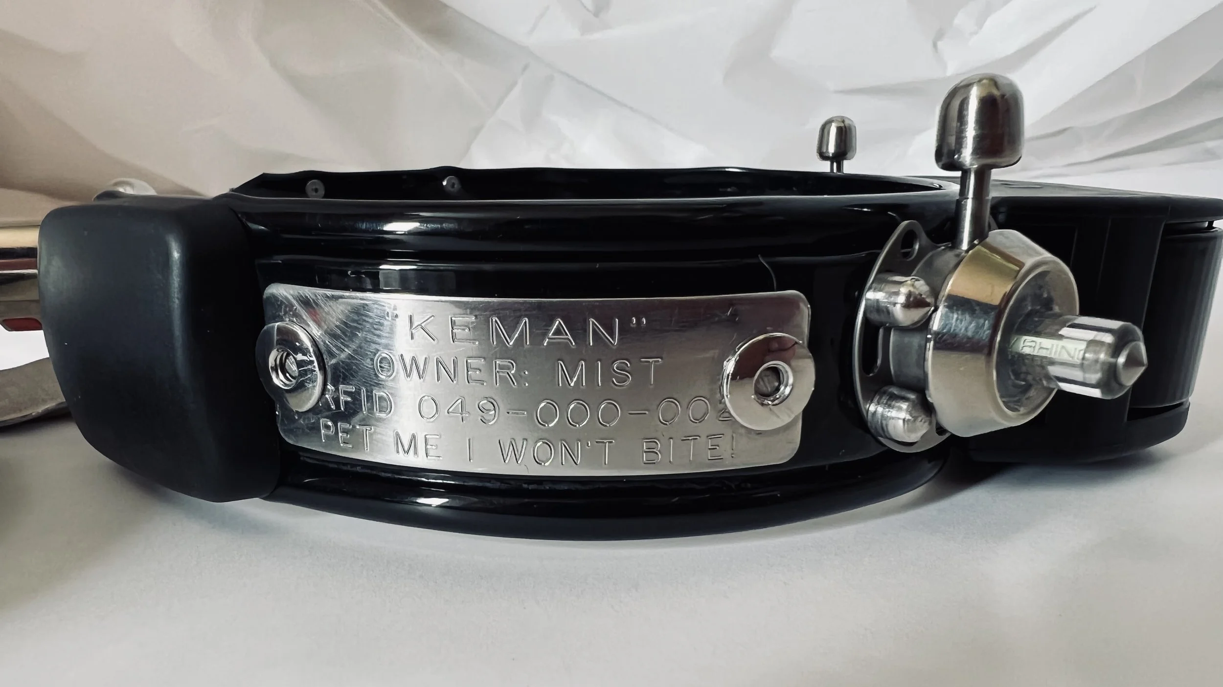 Mark V Control Collar System — Sit Stay Productions