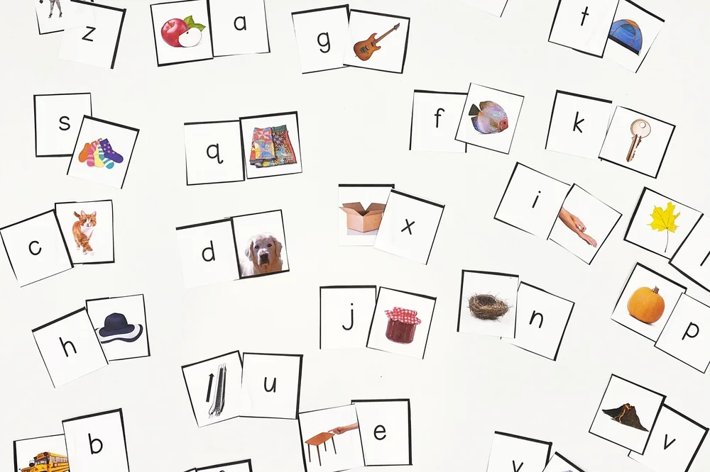 How to Use Alphabet Charts to Teach Early Reading Skills — Reading Rachel