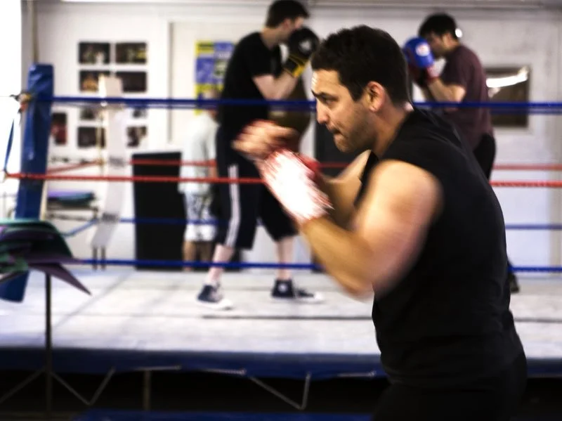 How to Wrap Your Hands for Boxing Training - A Tutorial | Master Hand ...