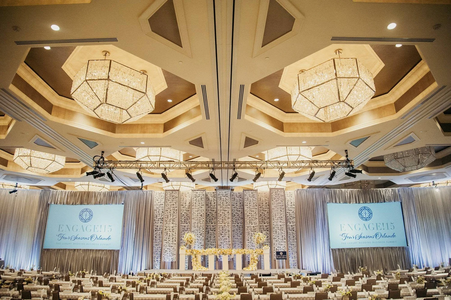 Gallery 1 — SWAG DECOR