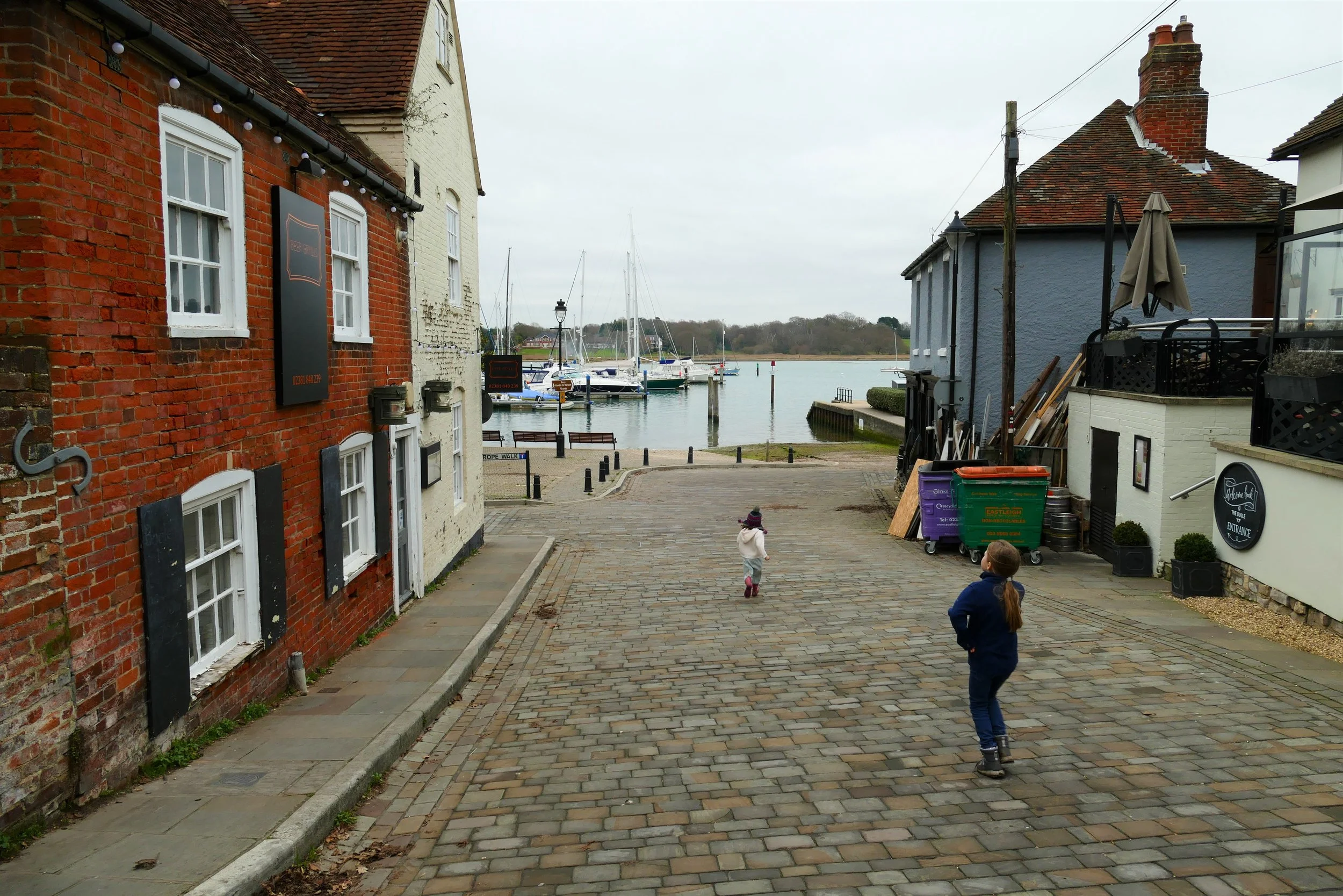 A circular walk for the whole family around Hamble-le-Rice — The ...