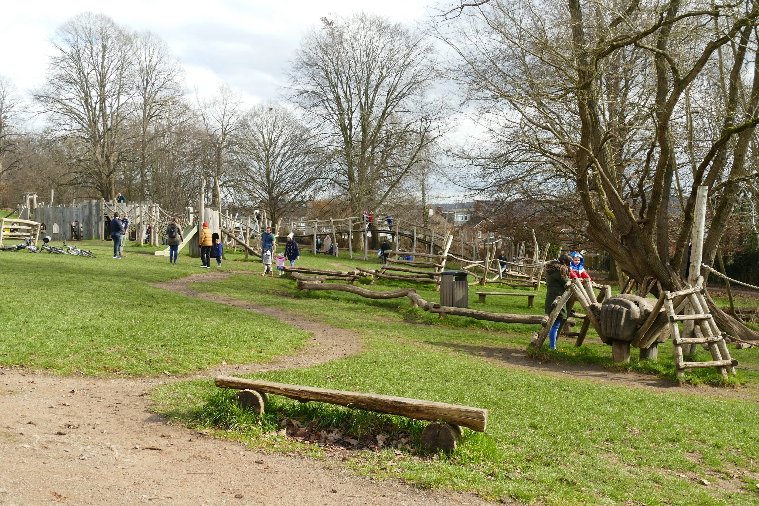 A walk for the whole family around Farnham Park — The Ambling Path ...