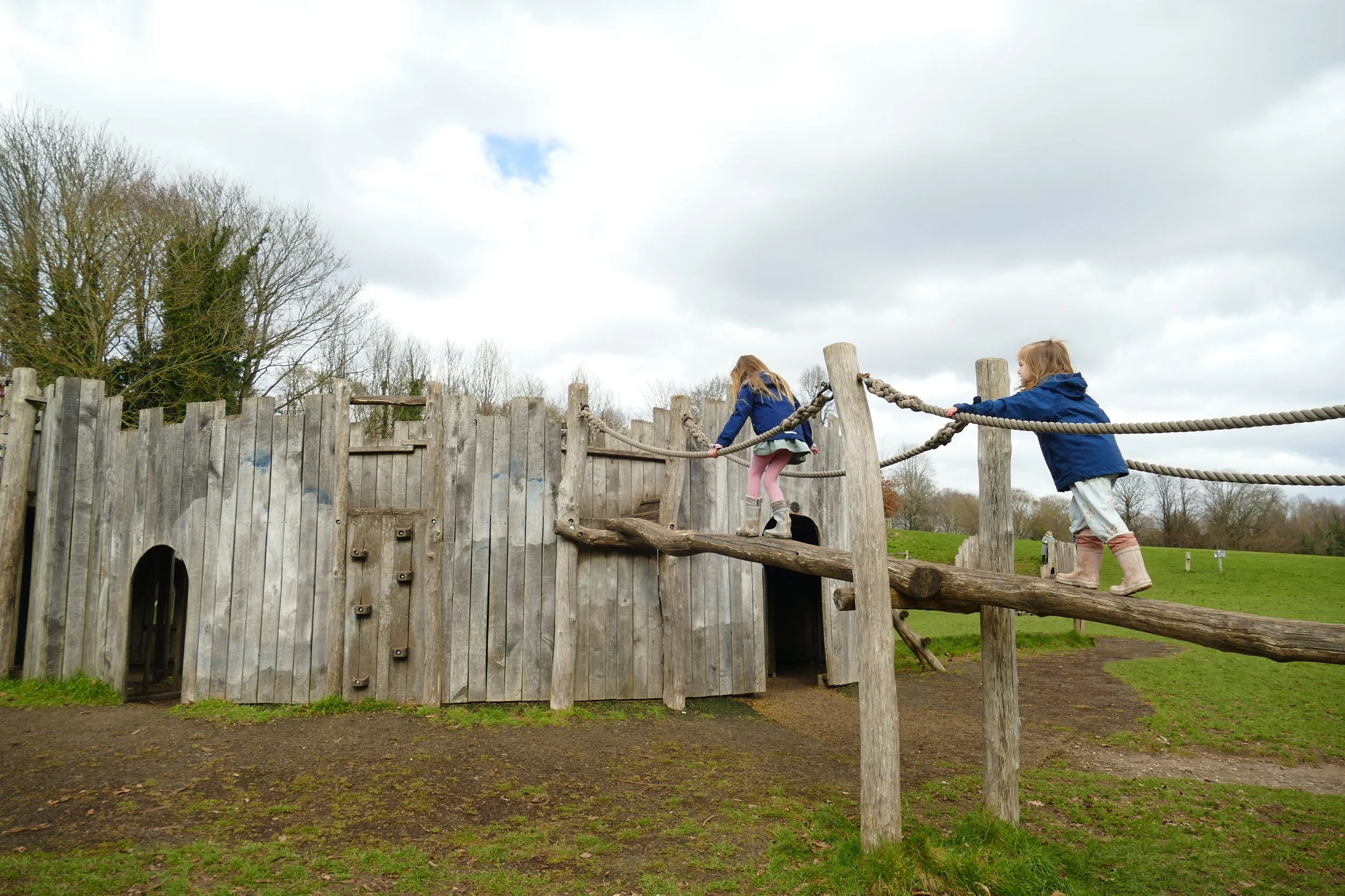 A walk for the whole family around Farnham Park — The Ambling Path ...