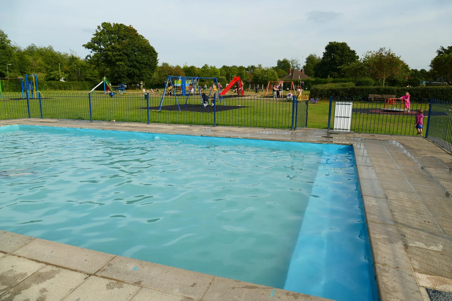 A walk for the whole family at Fordingbridge — The Ambling Path ...