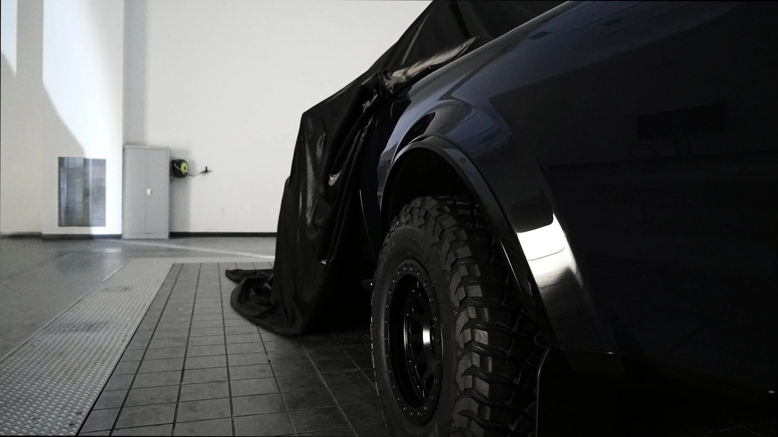 Alpha Motor — Wolf Electric Truck To Debut Coming Soon