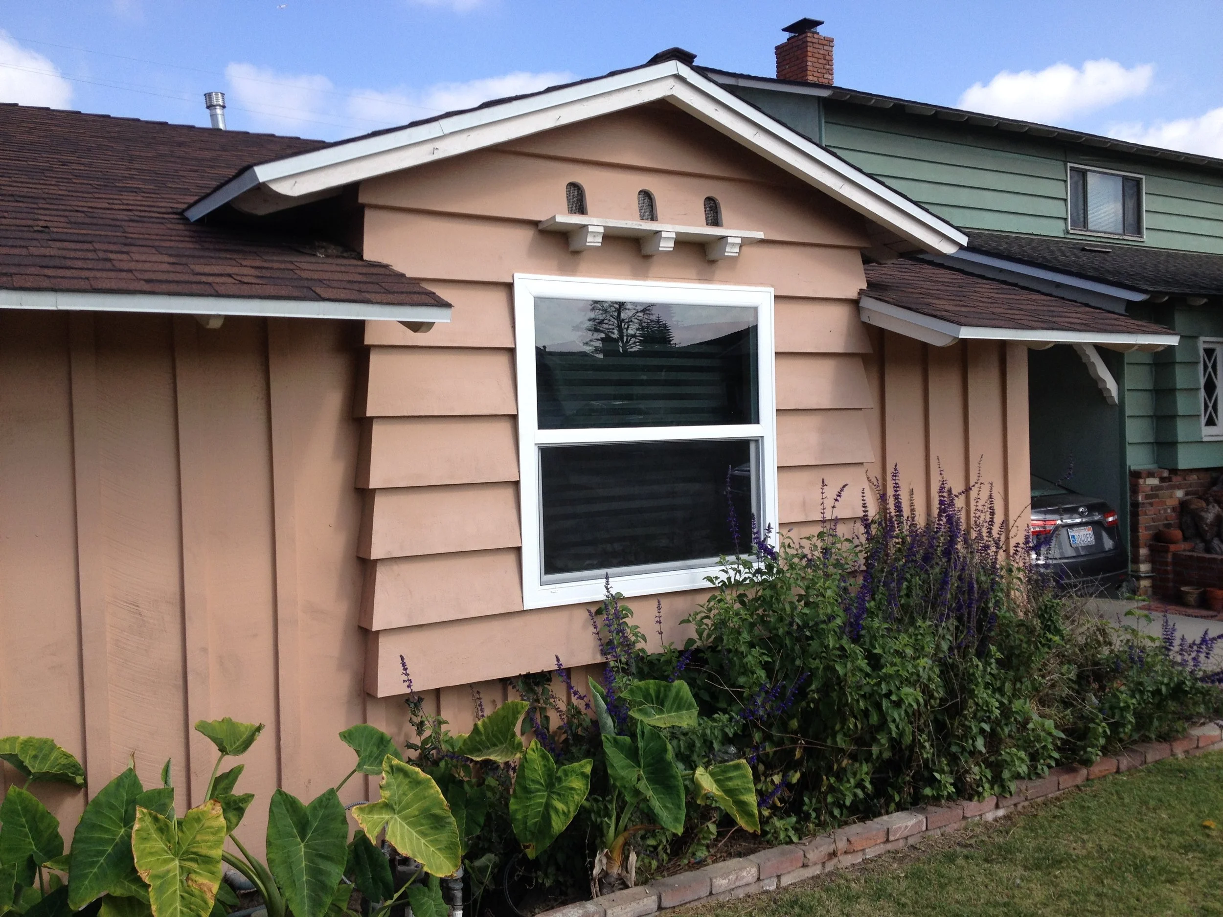 Montebello Glass & Mirror Co.-Residential Window Glass & Mirror