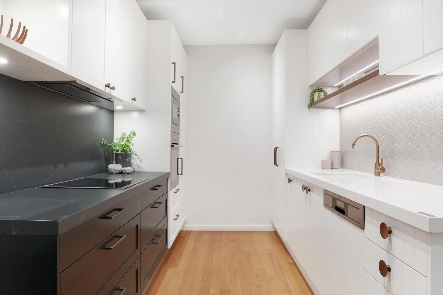 Expansive kitchen showroom in Brookvale, Northern Beaches — Seabreeze ...