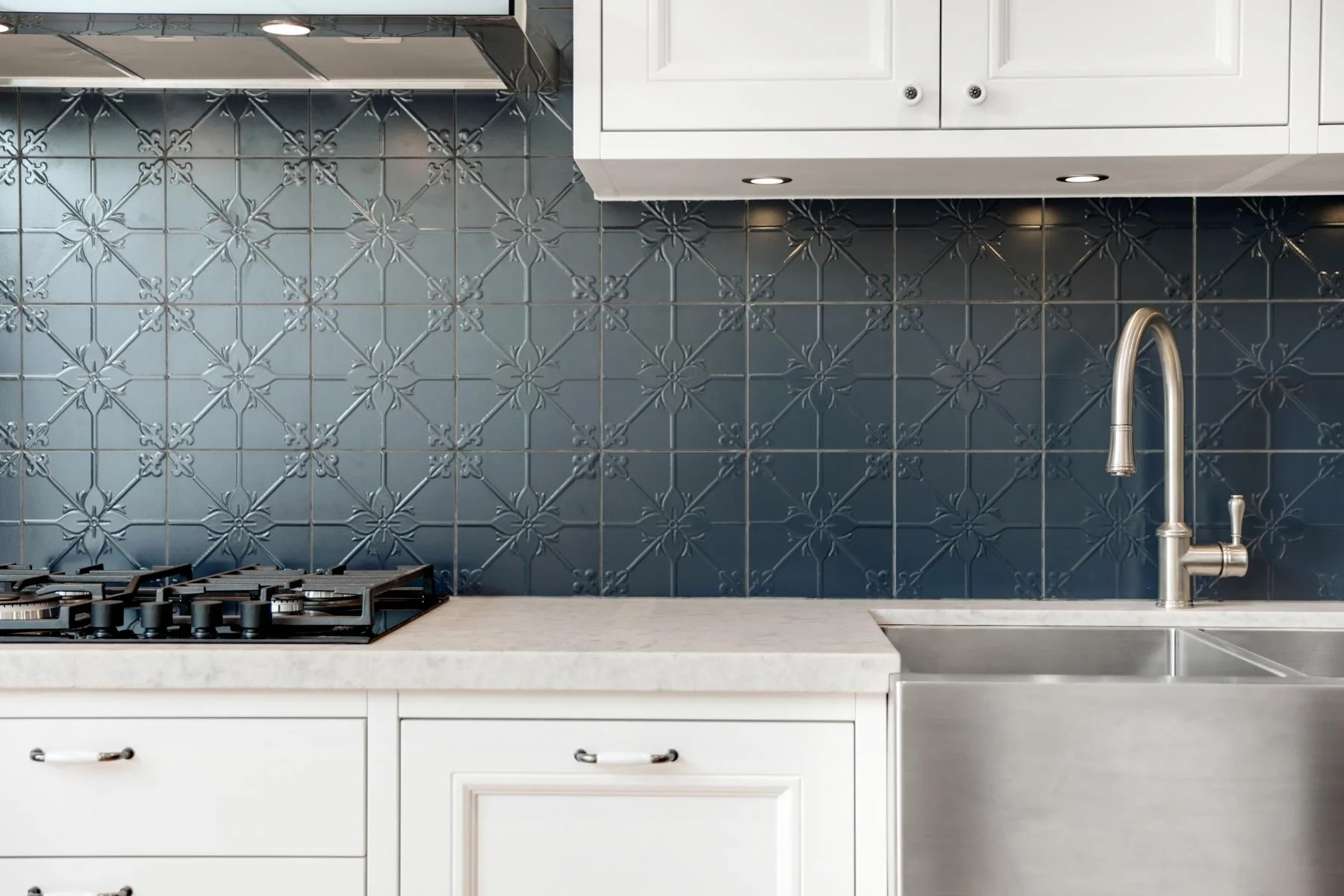 Expansive kitchen showroom in Brookvale, Northern Beaches — Seabreeze ...