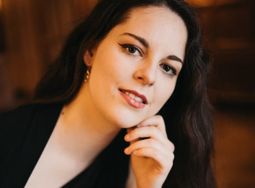 Sofia Scattarreggia, soprano — NEW CC design