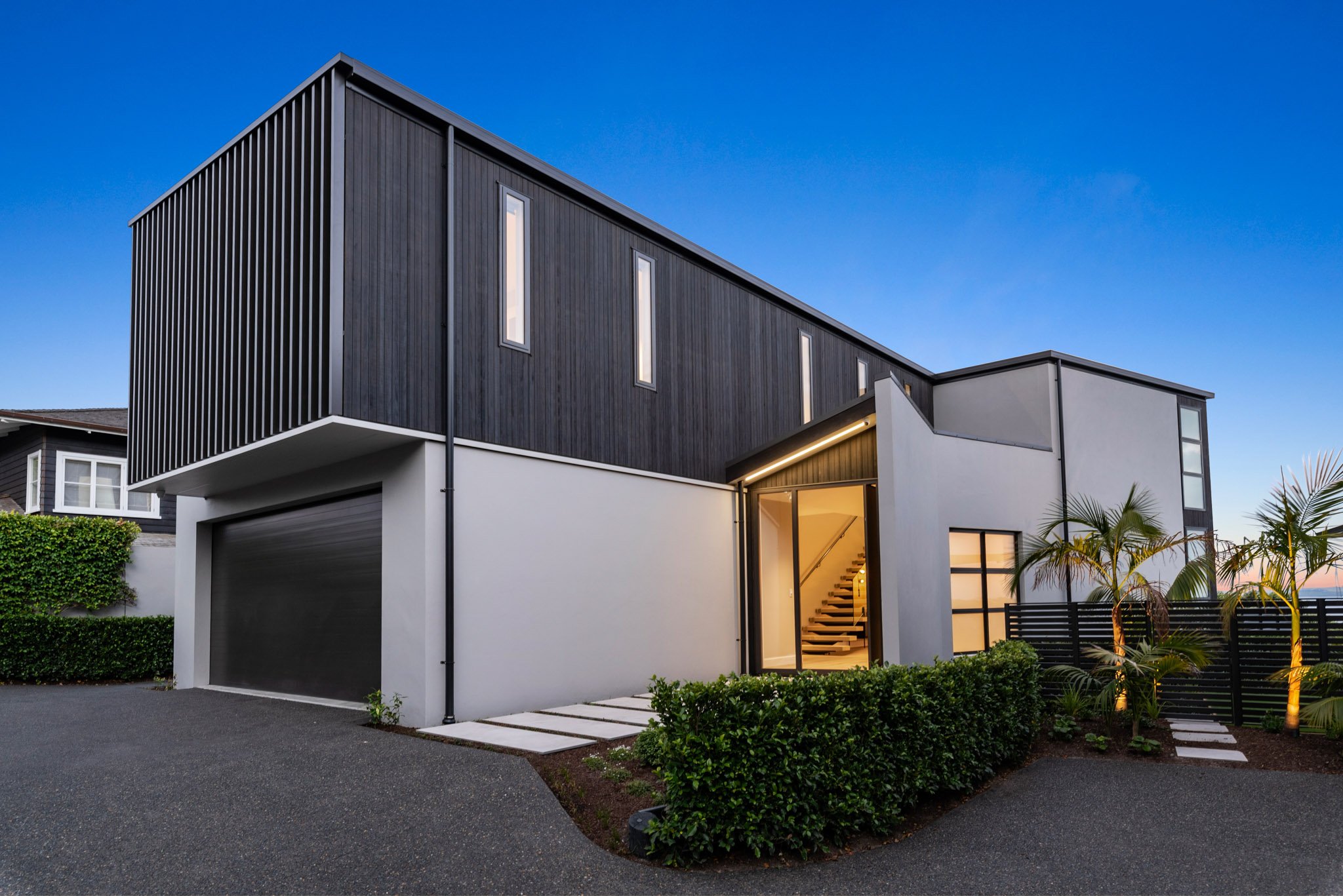 Beach Road — House of Nautica