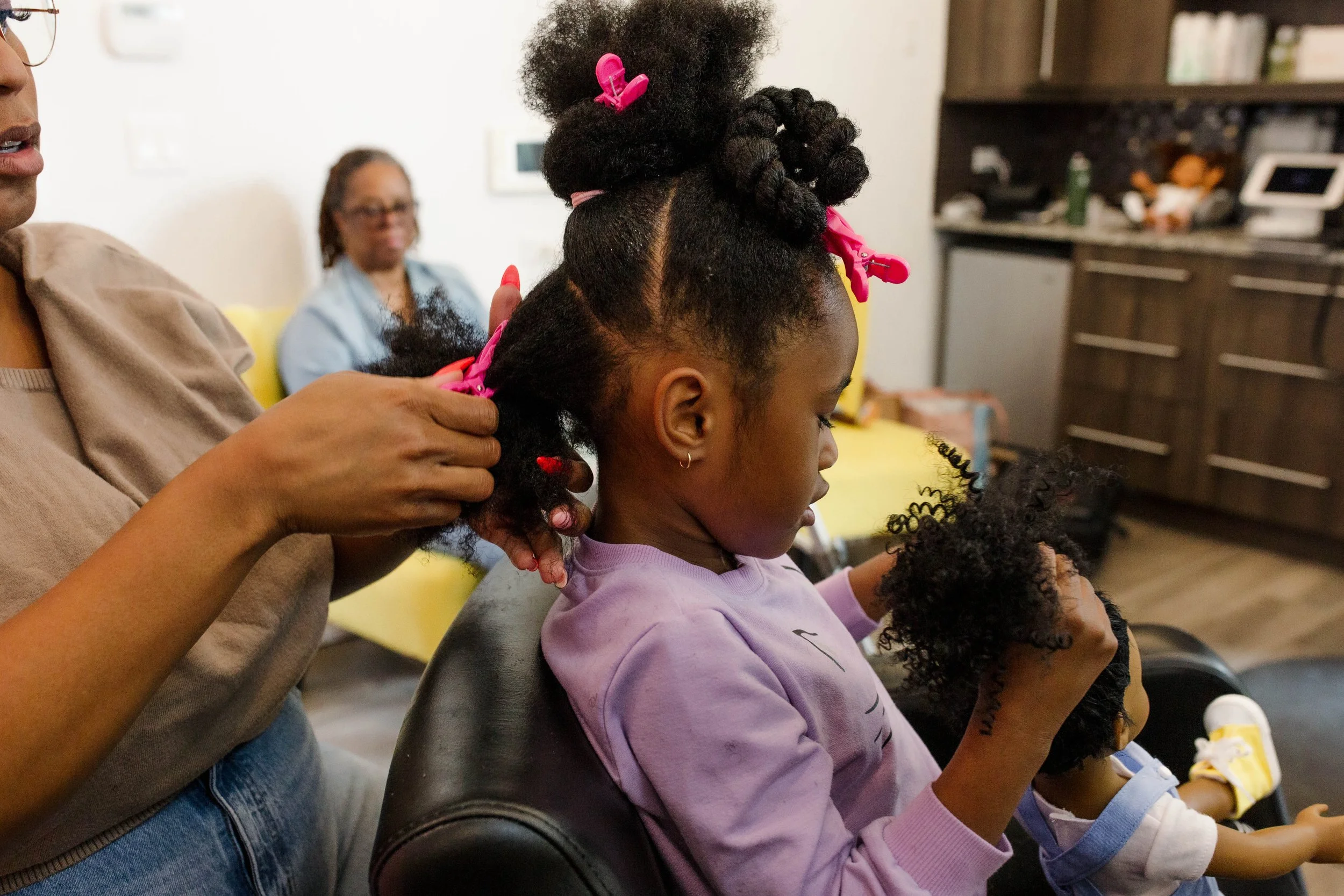 4 Tips to Inspire Your Child to Fall In Love With Their Natural Hair ...