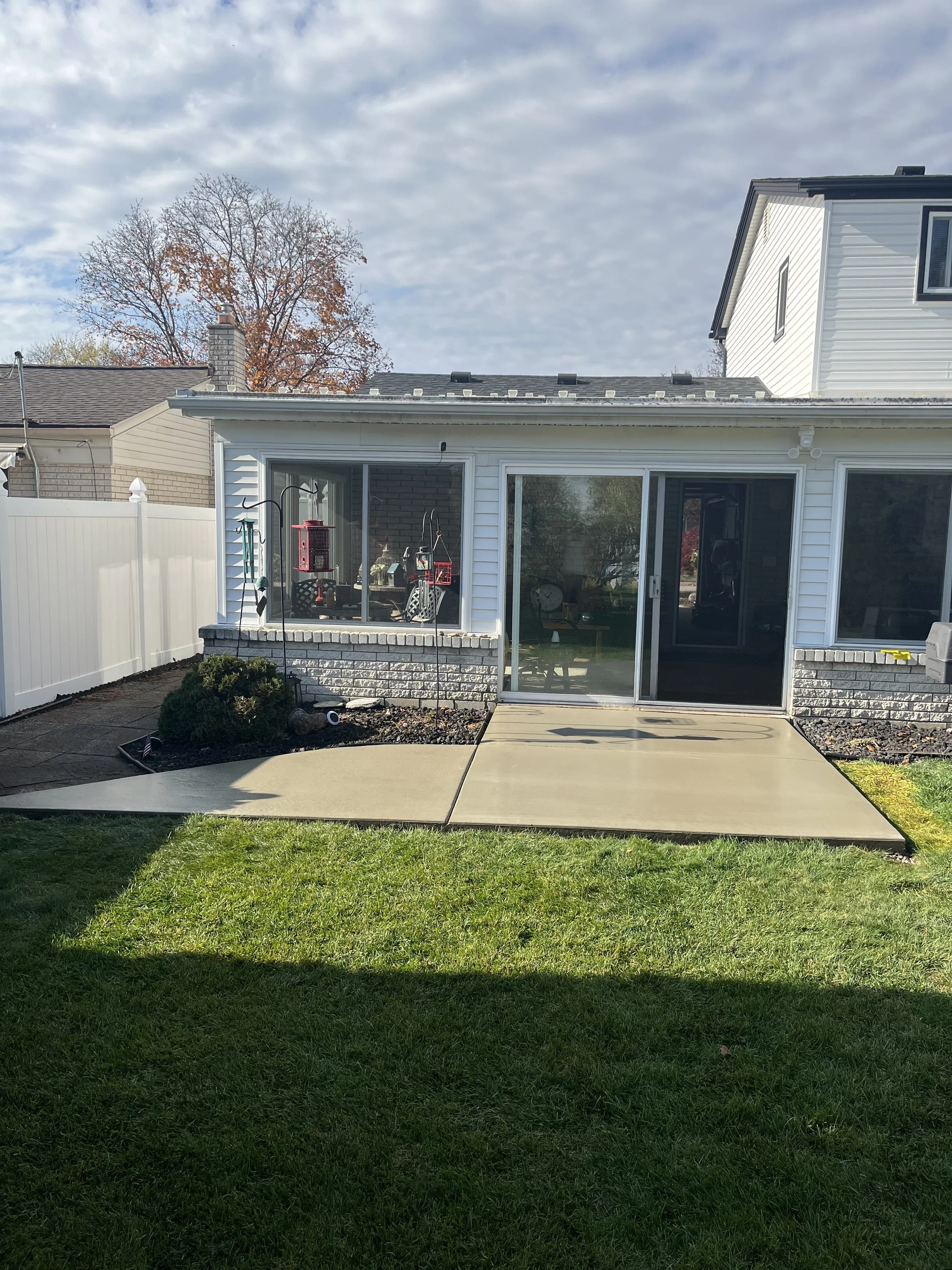 Colt's Concrete & Construction L.L.C.