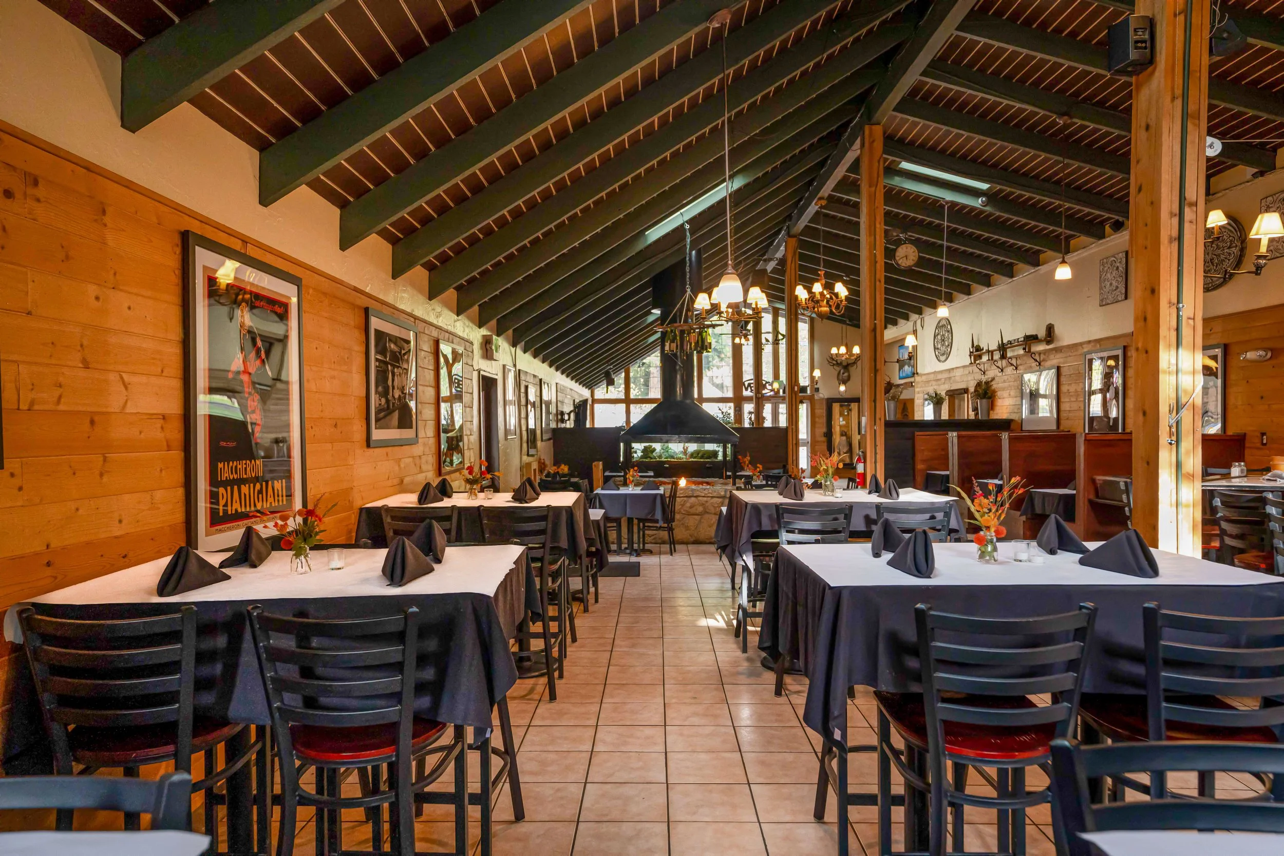 Harvest Restaurant — Shasta Inn