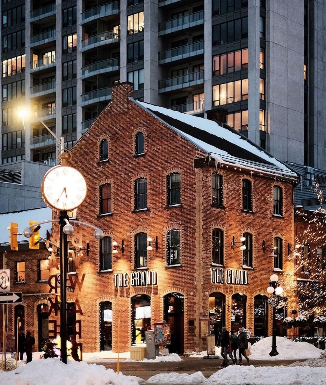 The Grand | Pizzeria & Bar | ByWard Market, Ottawa ON | Restaurant