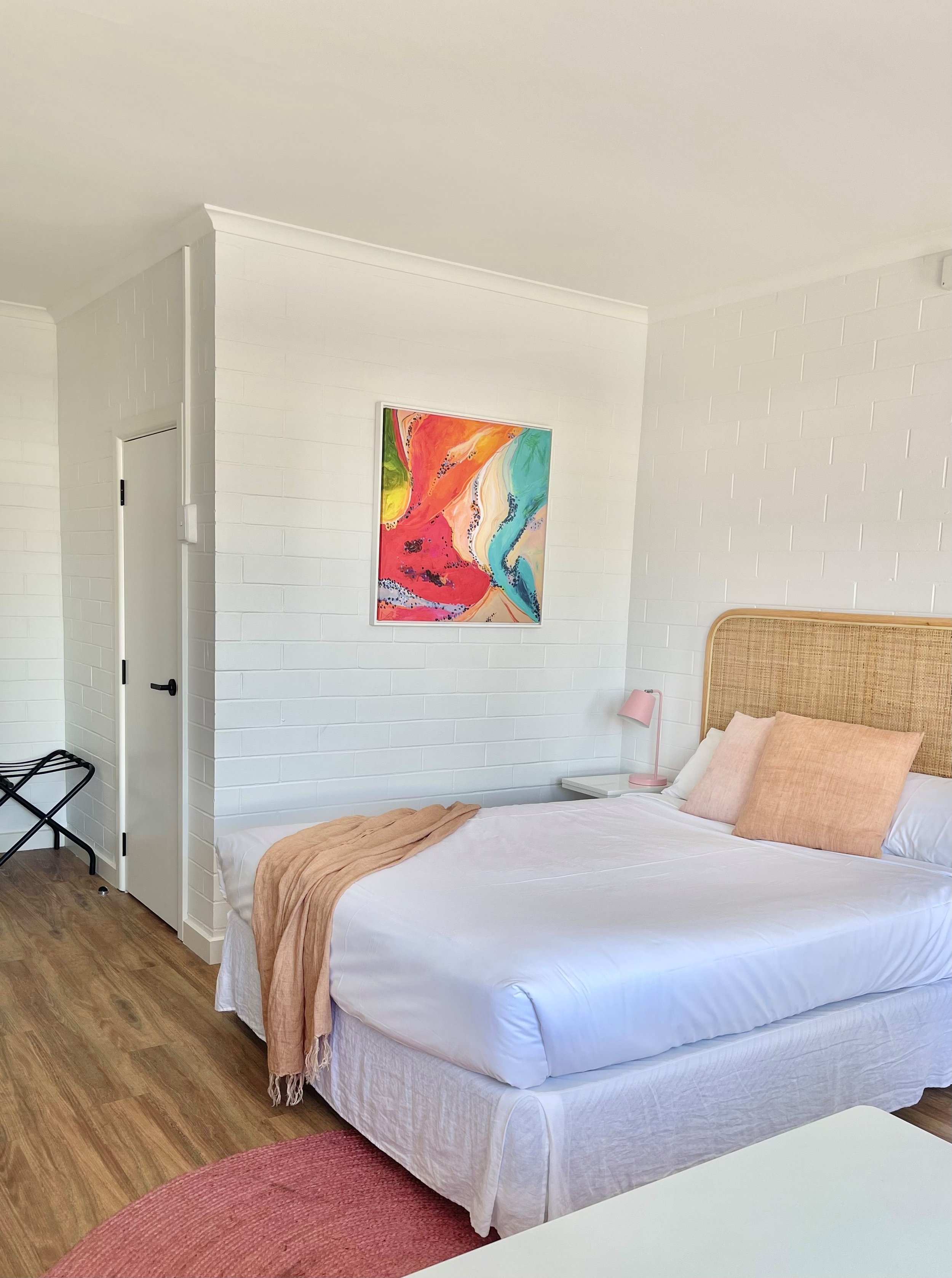 THE ROOMS — HARBOUR VIEW MOTEL