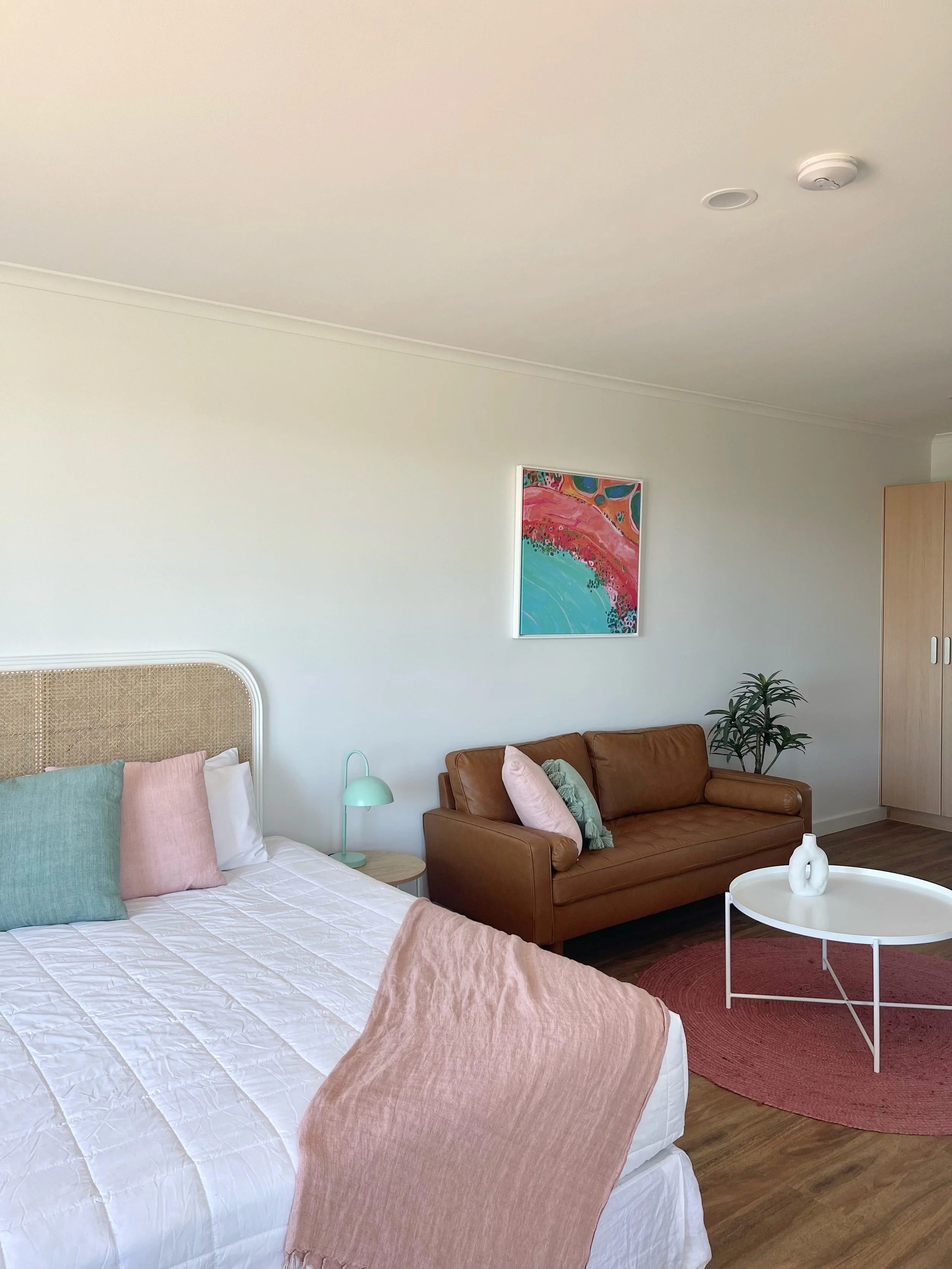 THE ROOMS — HARBOUR VIEW MOTEL