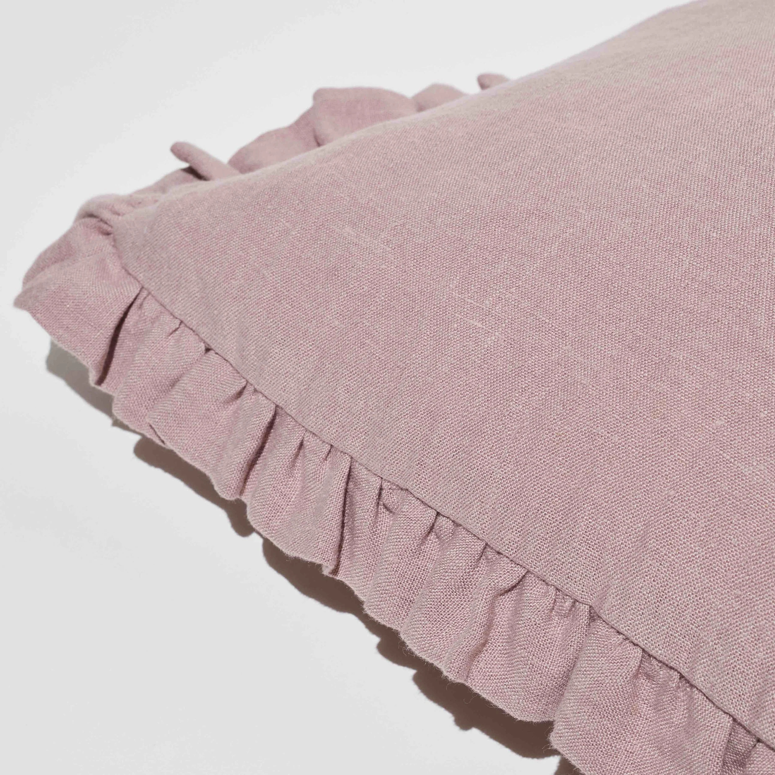 Leila - Striped Linen Cushion with White Piping — Sewn