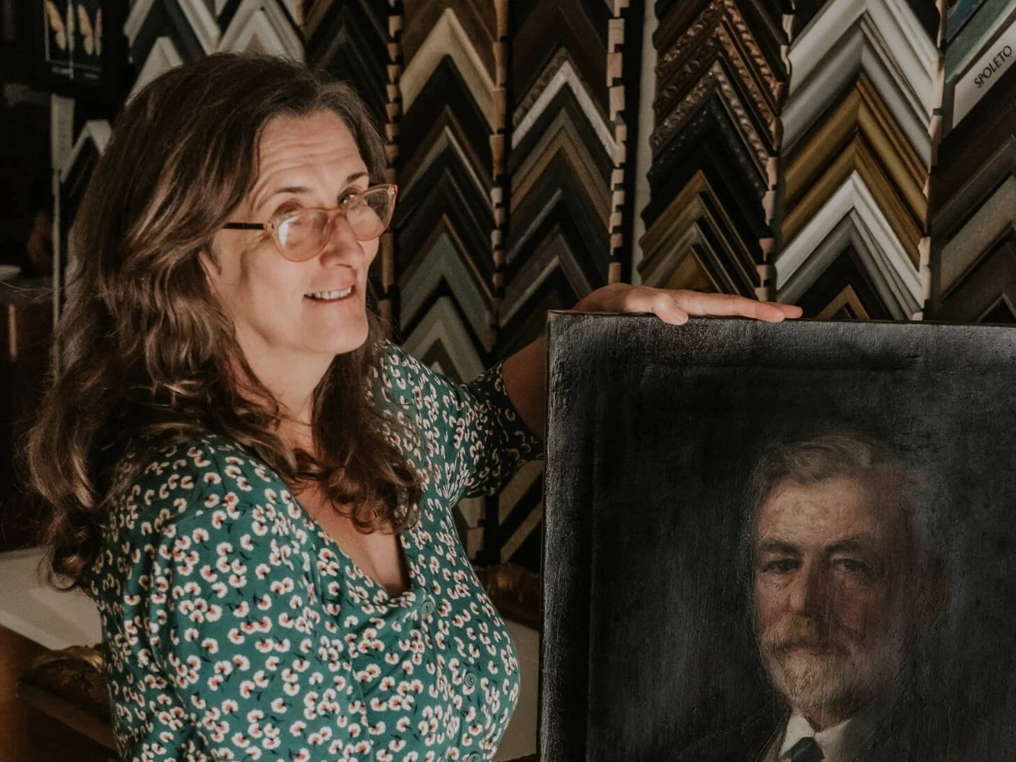 About — Emerald Frames & Gallery