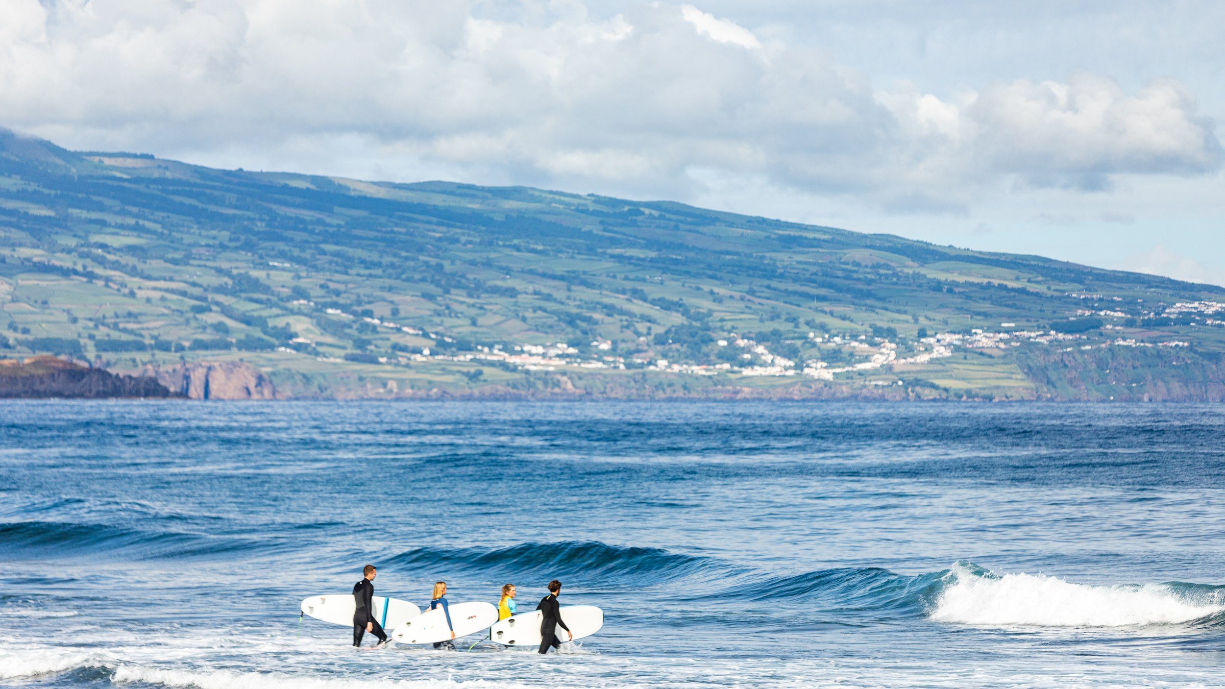 Azores Surf Center | Book a Surf Lesson now