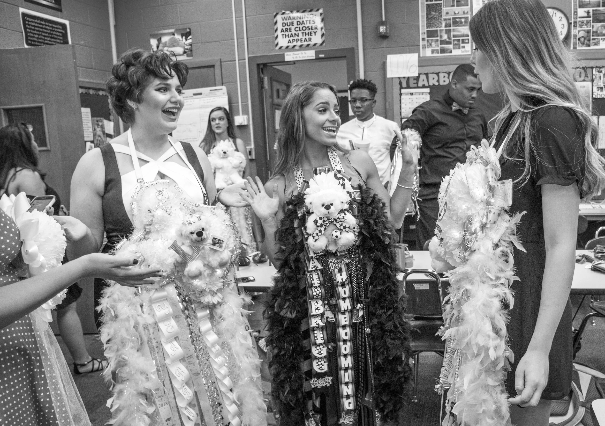 Book-Excerpt — Mumentous: Homecoming mums are Texas' biggest little ...