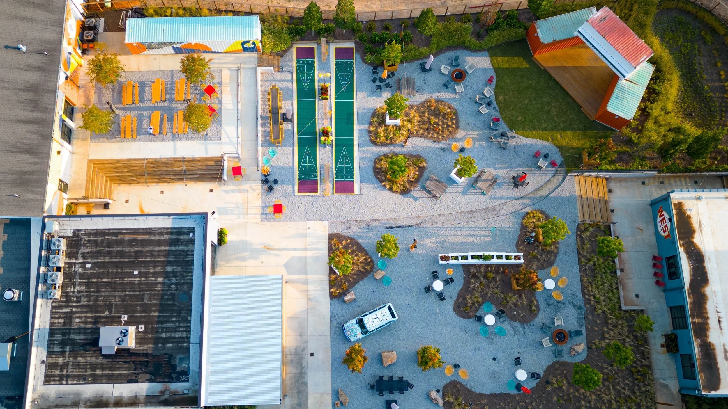 Restaurant + Bar + Live Music | Westside Motor Lounge