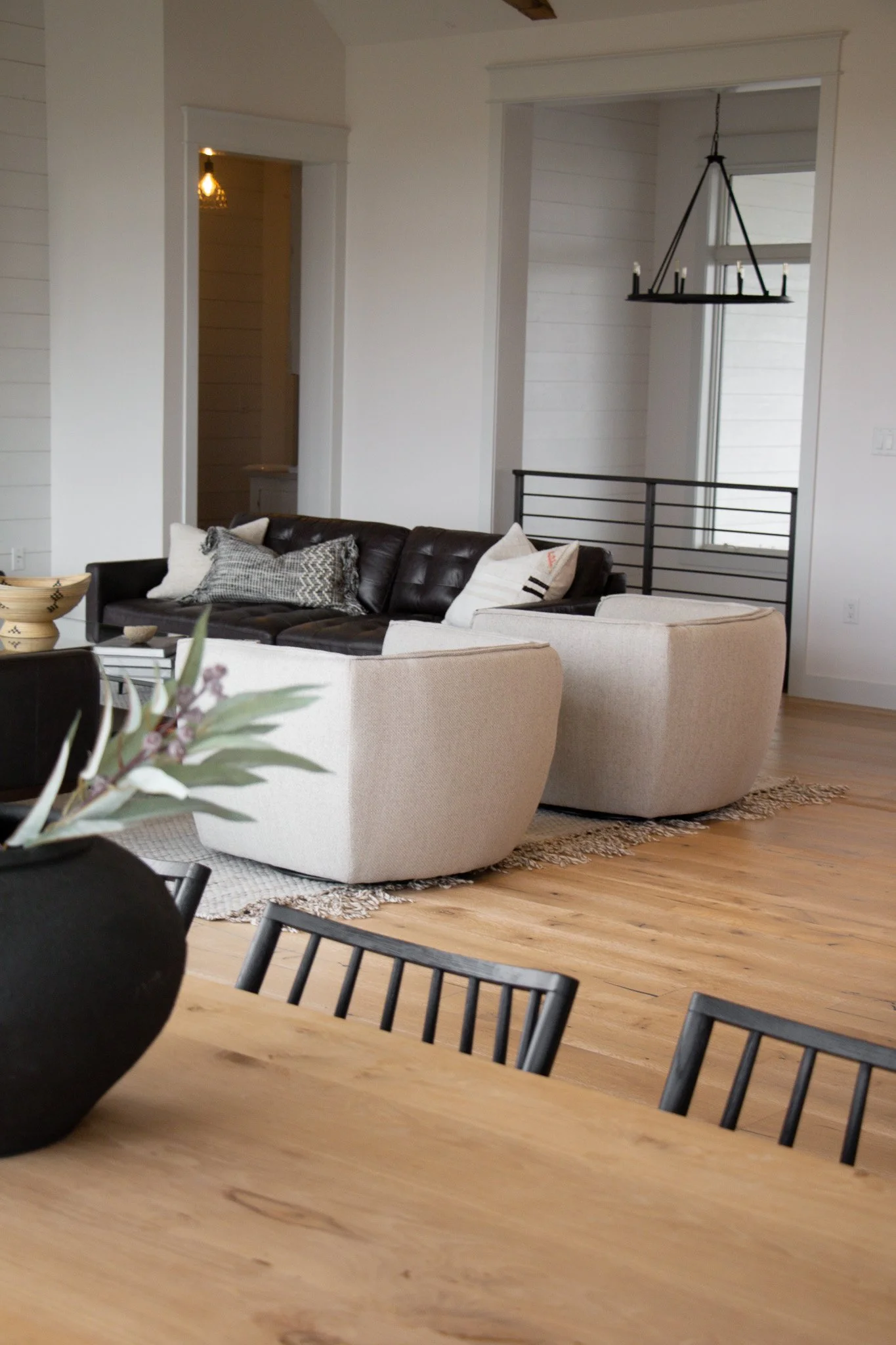 Contemporary Countryside Design for Modern Living Spaces — INDIE HOUSE