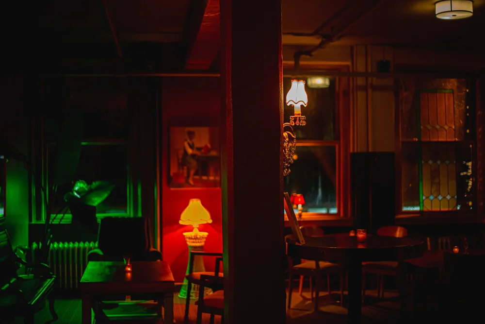 HIGH LIGHT LOUNGE — turn key supper club