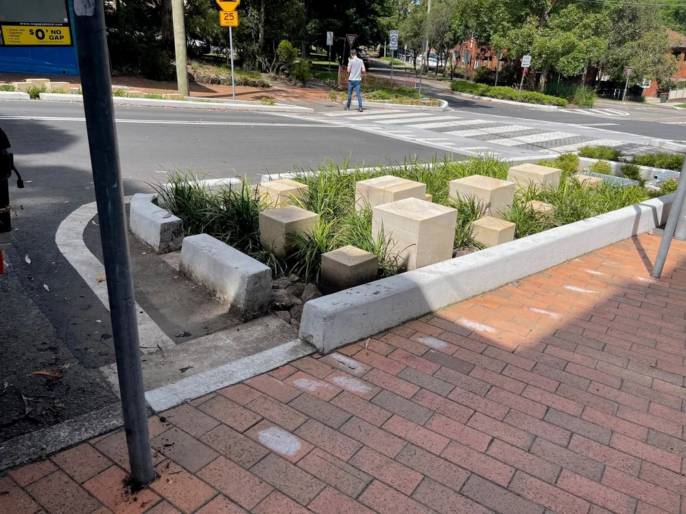 CONSTRUCTION — Urban Renew